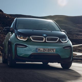 BMW i3s (2021) vs BYD Dolphin Design (2023): What is the difference?