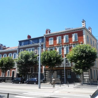 Clermont-Ferrand vs Edmonton: Was ist der Unterschied?