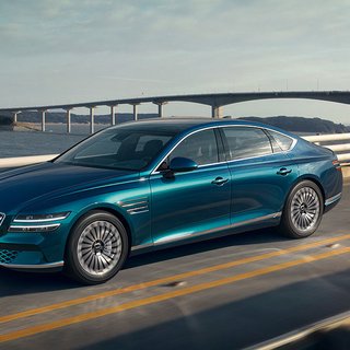 Genesis G80 (2022) vs Volvo EX30 Performance (2023): What is the ...