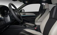 Honda HR-V 1.5 i-MMD Hybrid Advance Plus (2026) vs Toyota Corolla Cross ...