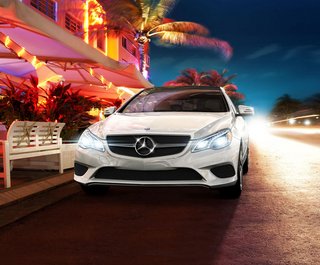 Mercedes-Benz E350 Coupe (2014) vs Volkswagen Passat 2.0 TDI SCR DSG ...