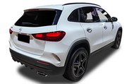 Mercedes-Benz GLA 220 d 4MATIC DCT (2024) vs Volkswagen T-Roc 1.5 TSI ...