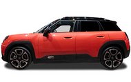 BYD Atto 3 60kWh Design (2024) vs Mini Aceman JCW (2025): Quelle est la ...