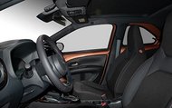 Toyota Aygo X 1.5-l-Hybrid Teamplayer CVT (2026) vs Volkswagen ID.5 79 ...