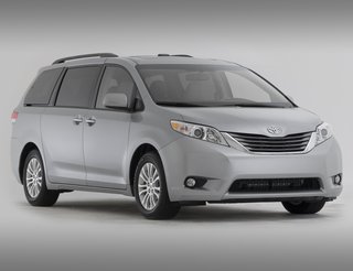 Mercedes-Benz EQA 350 4MATIC (2025) vs Toyota Sienna XLE (2014): What ...
