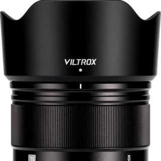 Panasonic Lumix S 100mm f/2.8 Macro vs Viltrox AF 56mm f/1.2 Pro APS-C ...