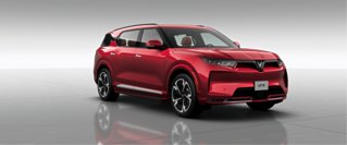 Jeep Renegade 1.5l GSE T4 48V e-Hybrid Summit DCT (2024) vs VinFast VF9 Plus (2022): Qual a ...