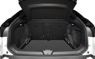 Audi Q4 e-tron 55 quattro (2025) vs Volkswagen ID.4 77 kWh 4Motion GTX ...