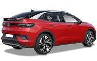Audi SQ6 e-tron quattro (2026) vs Volkswagen ID.5 79 kWh 4Motion GTX ...