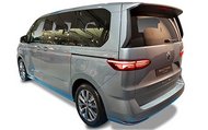 Toyota Aygo X 1.5-l-Hybrid Teamplayer CVT (2026) vs Volkswagen Multivan ...
